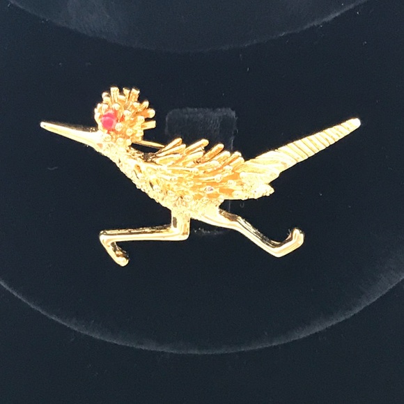 Vintage | Jewelry | Vintage Golden Roadrunner Pin | Poshmark